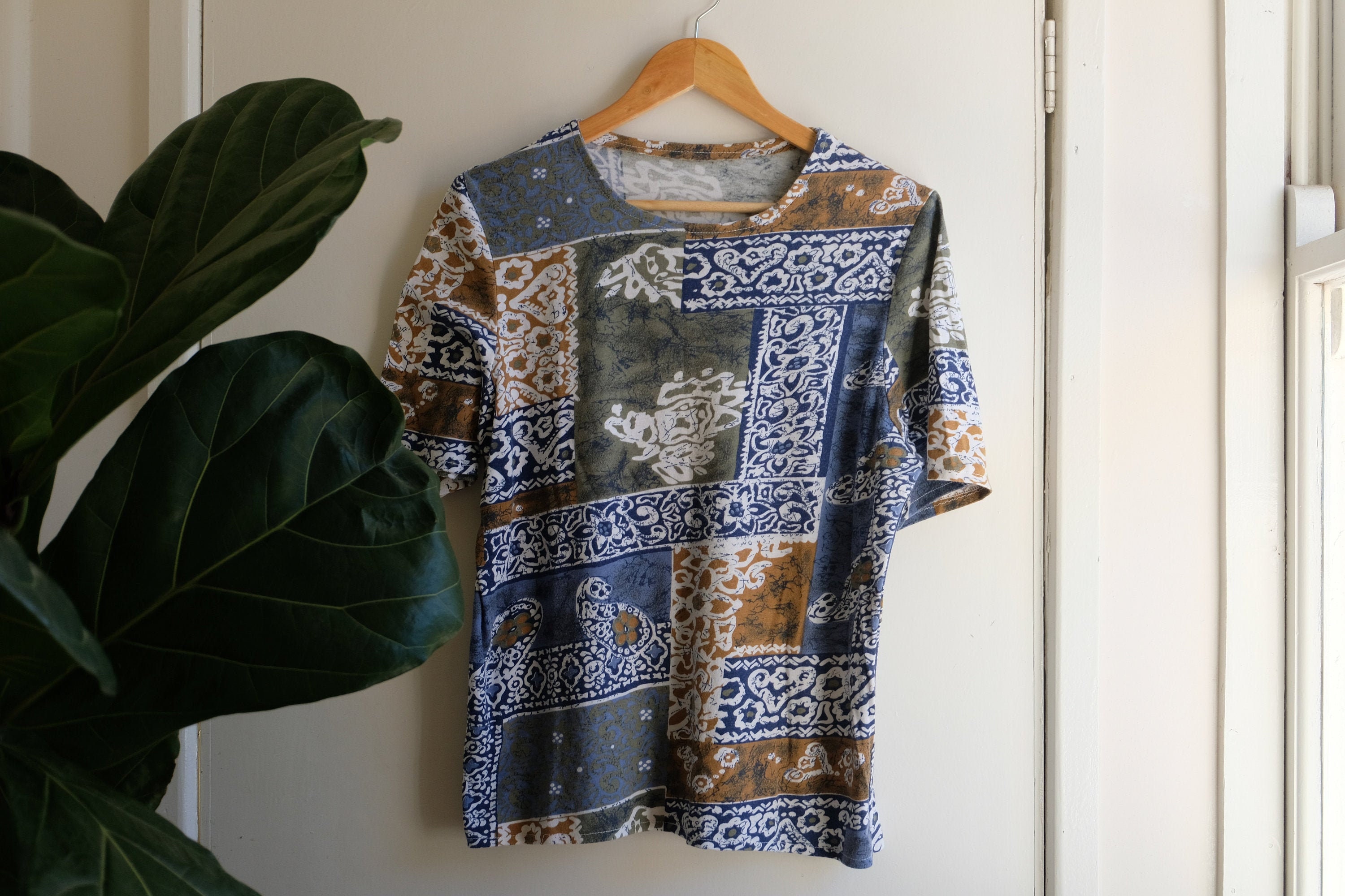 Vintage Colorful T Shirt Retro Abstract Tee Shirt Blue - Etsy Australia