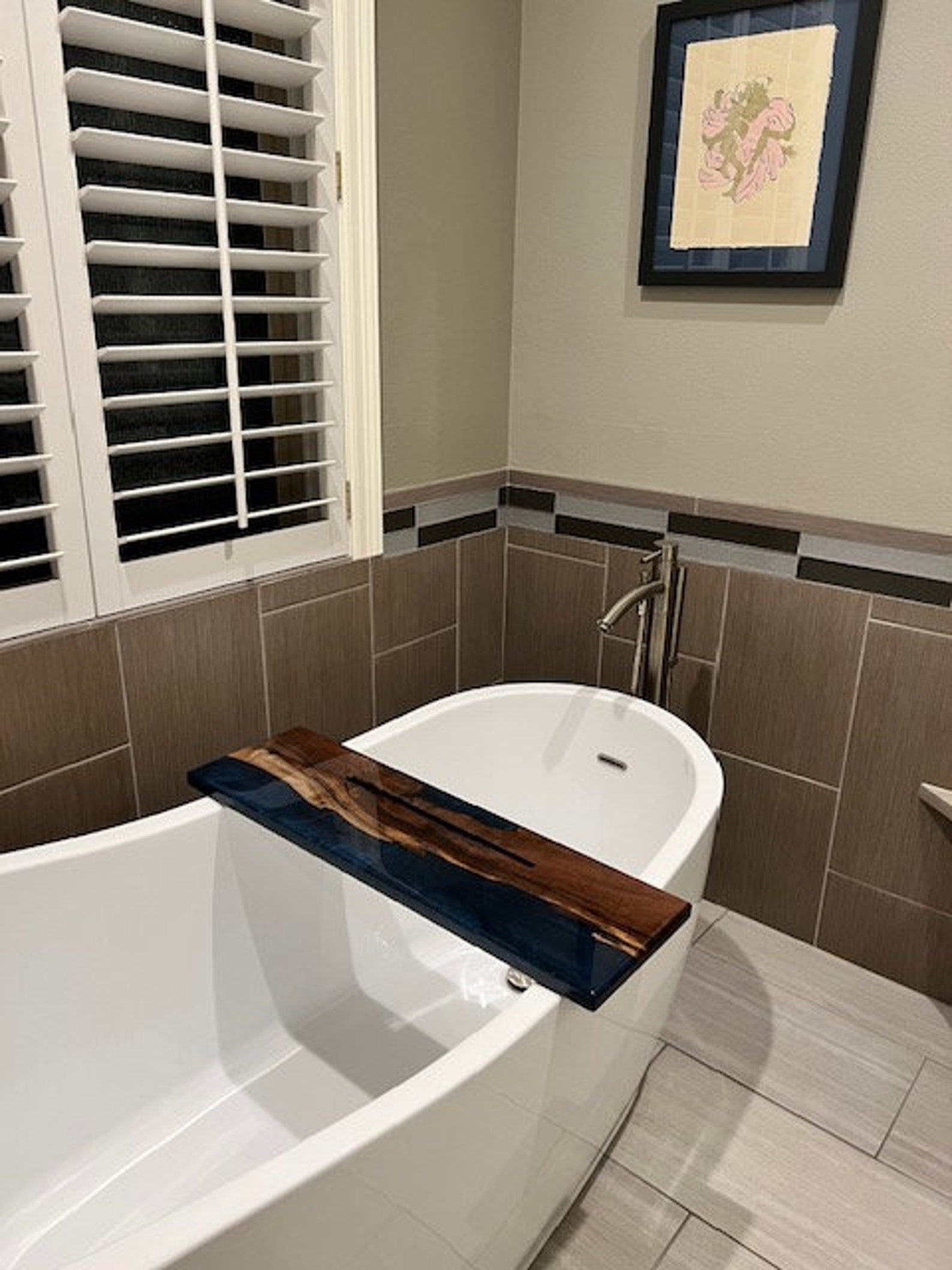 Custom Bath Caddy - Live Edge Hardwood and Resin - Etsy