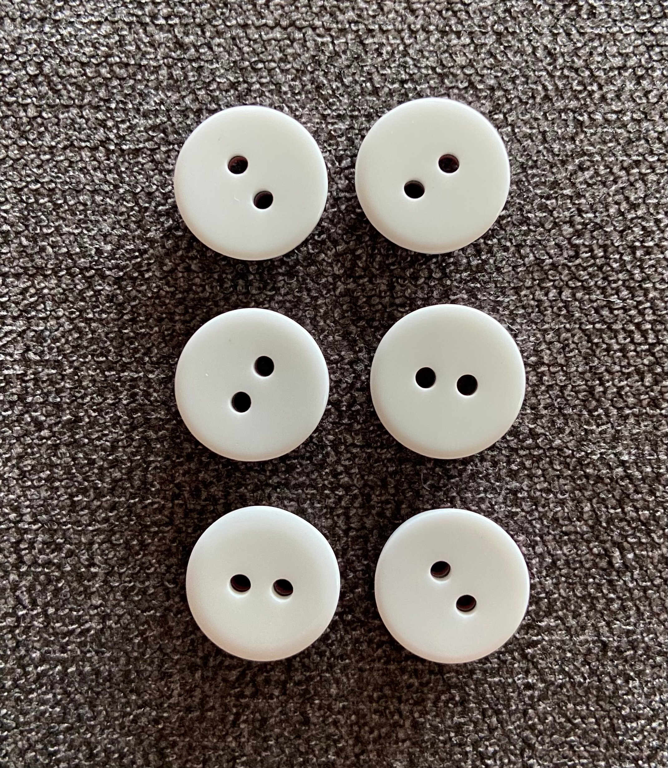 6 X New Coloured Stripey Triangle Buttons. 13mm. 10 Colours. - Etsy