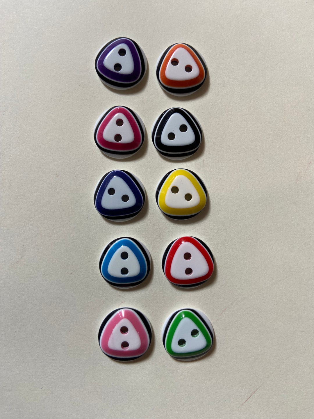 6 X New Coloured Stripey Triangle Buttons. 13mm. 10 Colours. - Etsy