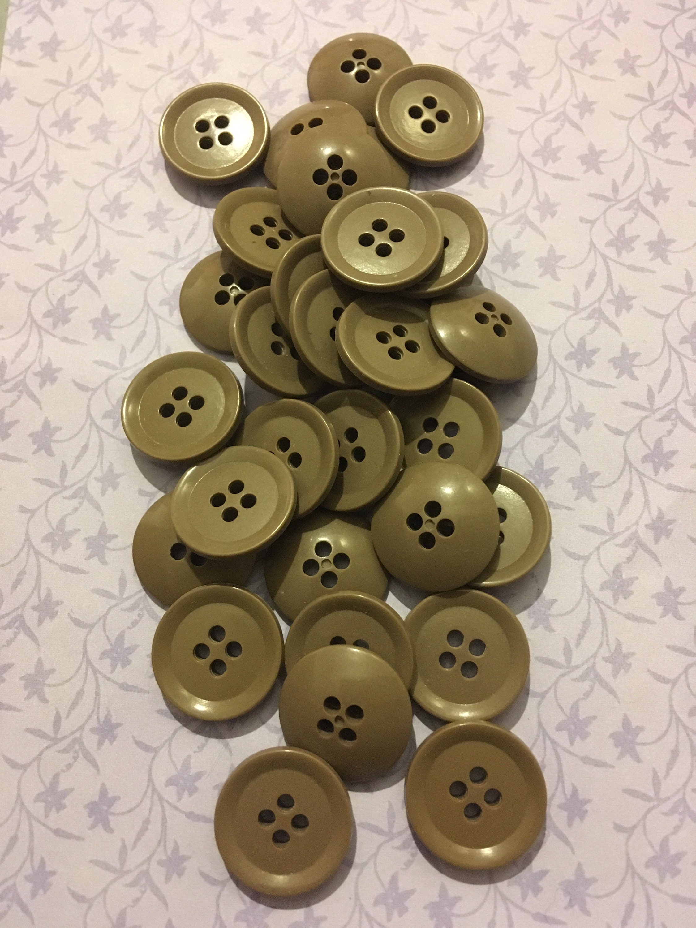 8 X Vintage Dark Brown Four Hole Buttons. 19mm. - Etsy UK