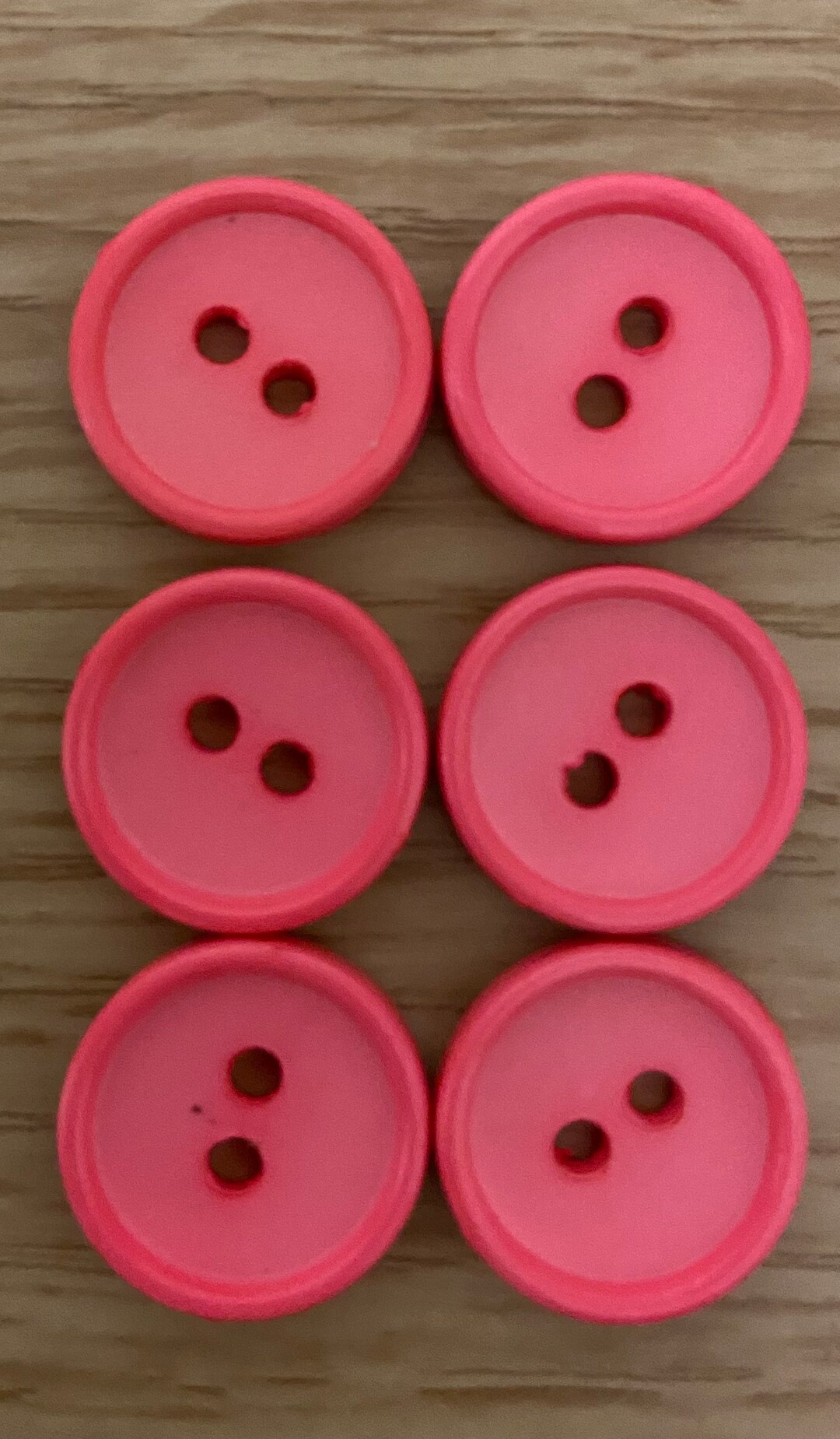 6 X Vintage Bright Pink Buttons. 16mm. - Etsy