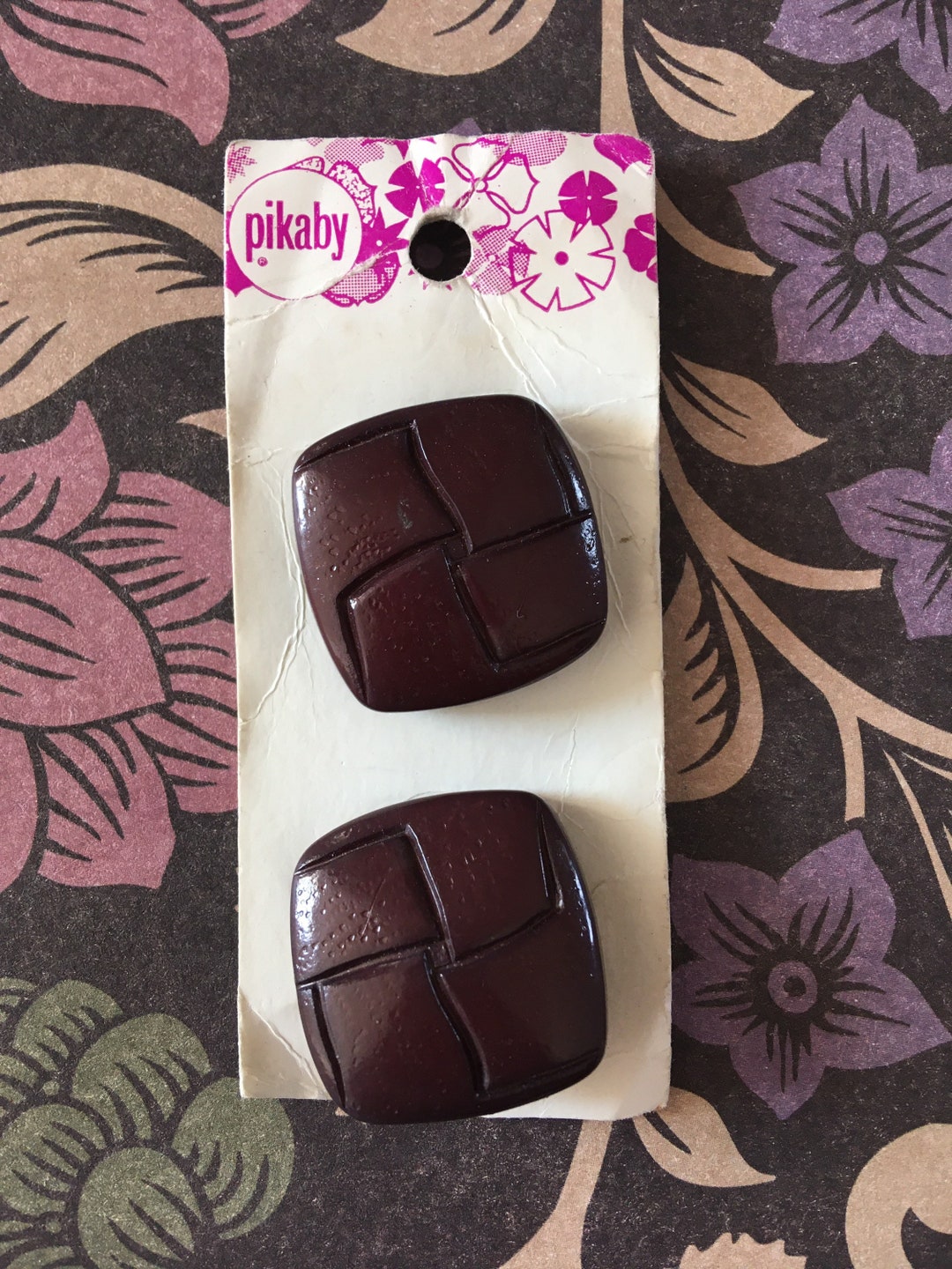 Pair of Pikaby Brown Vintage Buttons. 22mm. - Etsy