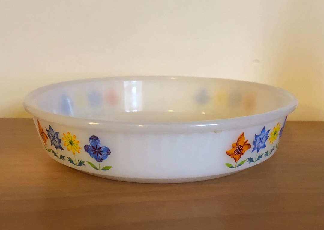 Vintage Phoenix Opalware Milk Glass Floral Flan/pie Dish. - Etsy
