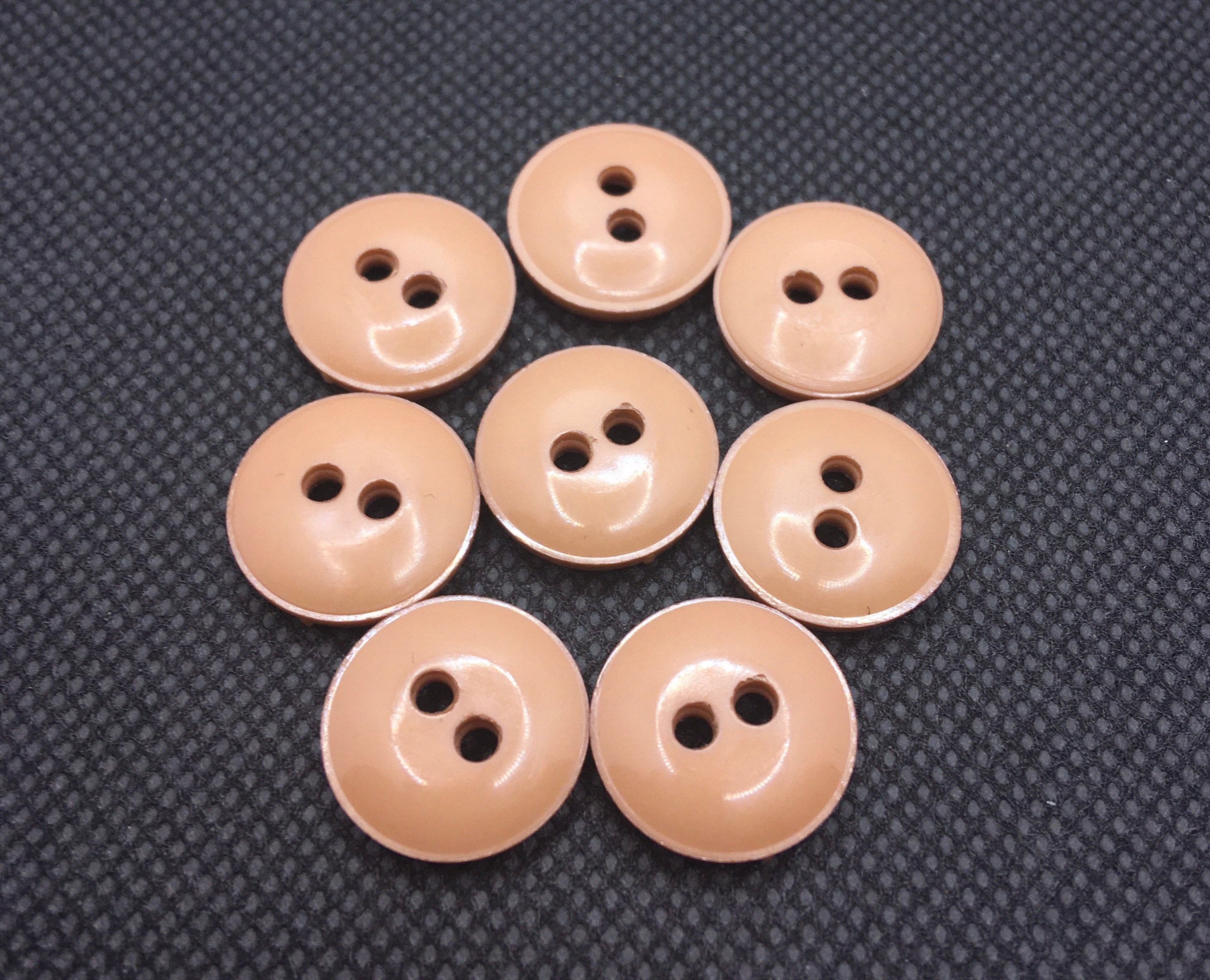 8 X Vintage Light Brown Plastic Buttons. 16mm. - Etsy