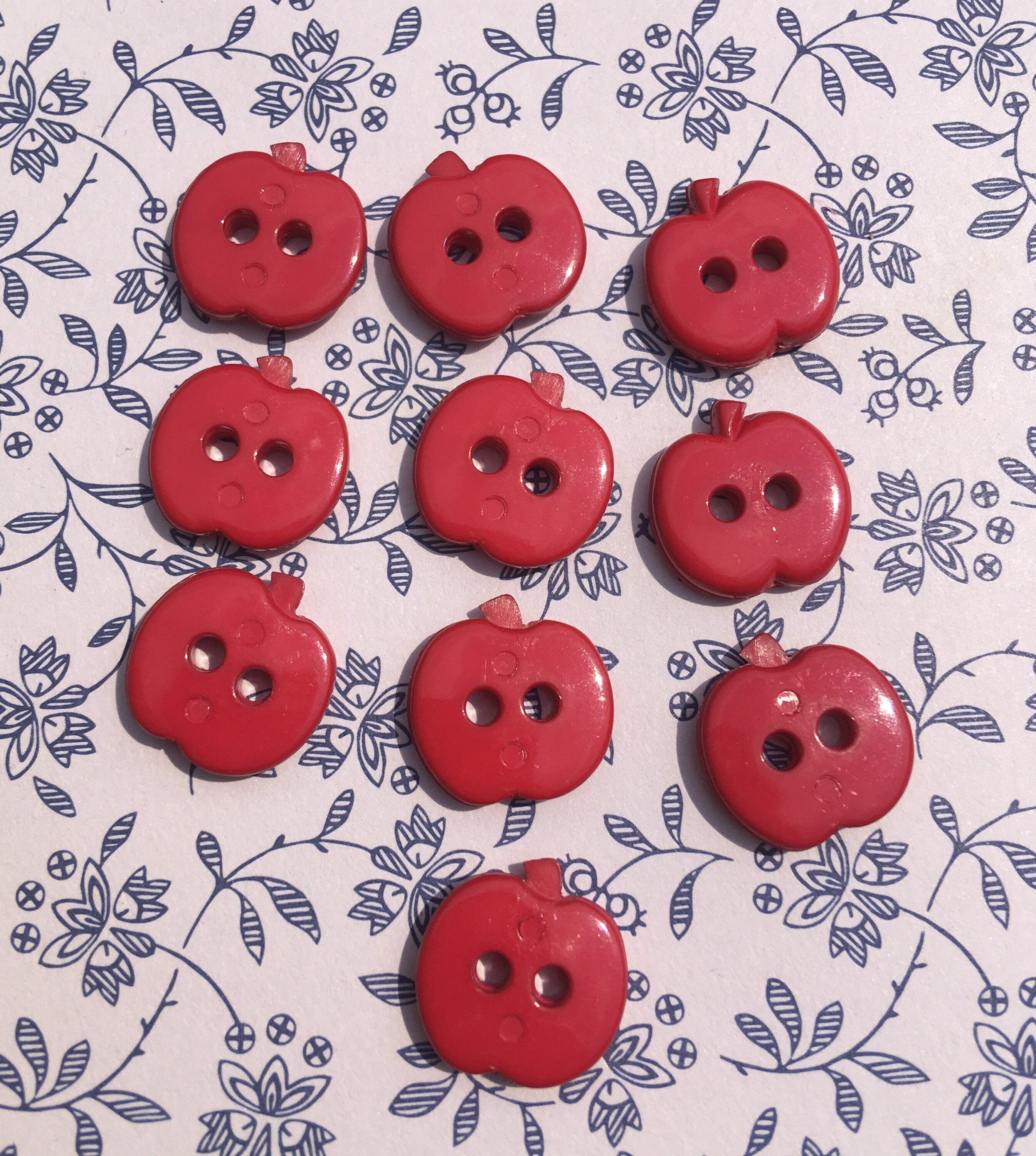 Set of ten cute rosy red apple buttons. 14mm. Childrens. | Etsy