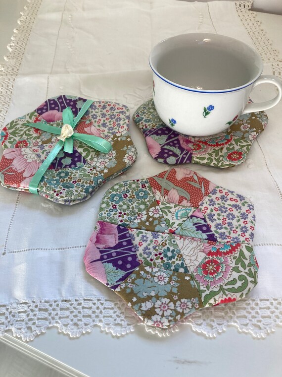 Drink & Barware Set of 2 Fabric Coasters Spring Flowers Coasters etna ...