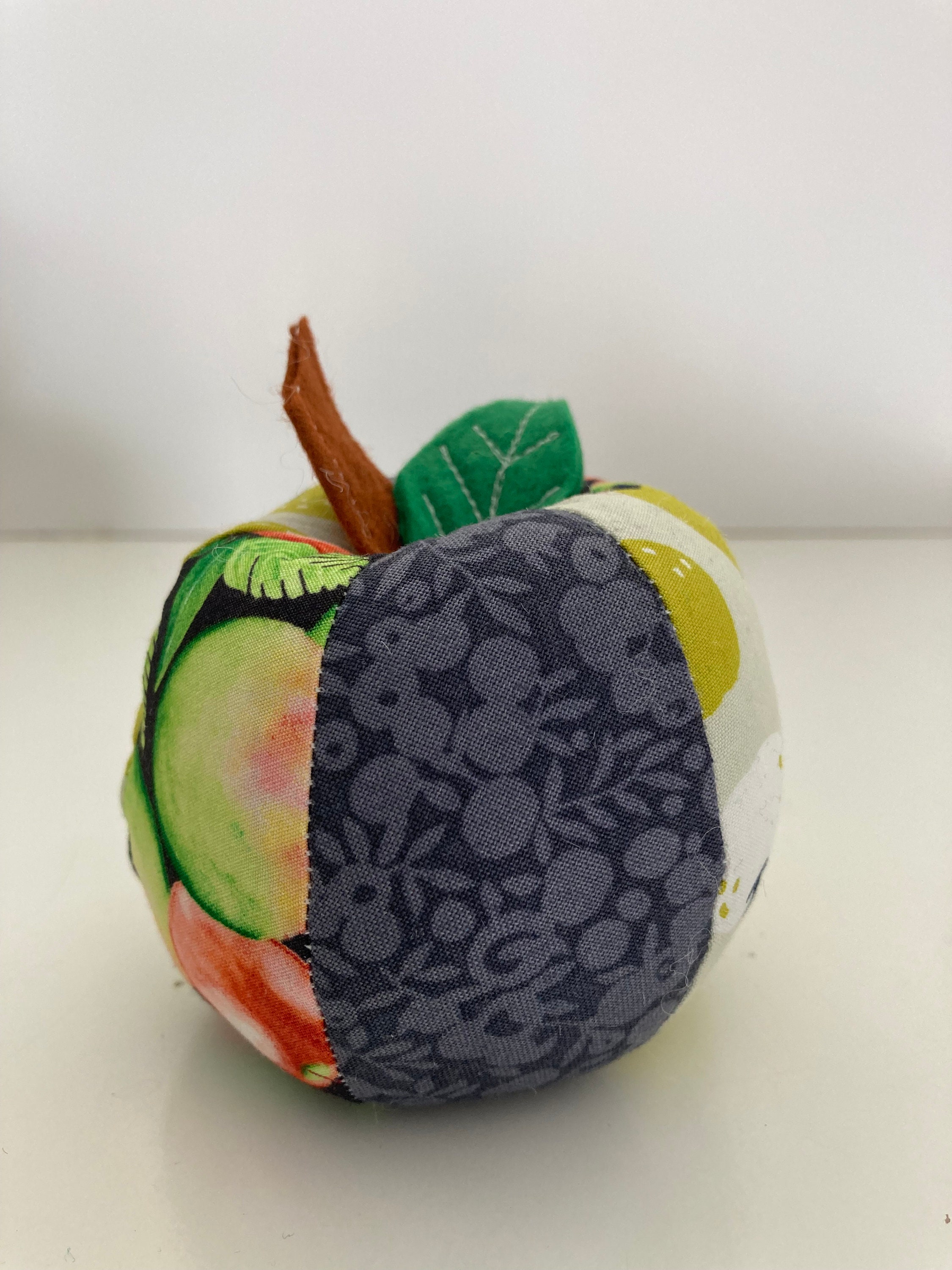 Handmade Apple Pincushion Patchwork Green Apple Pincushion - Etsy