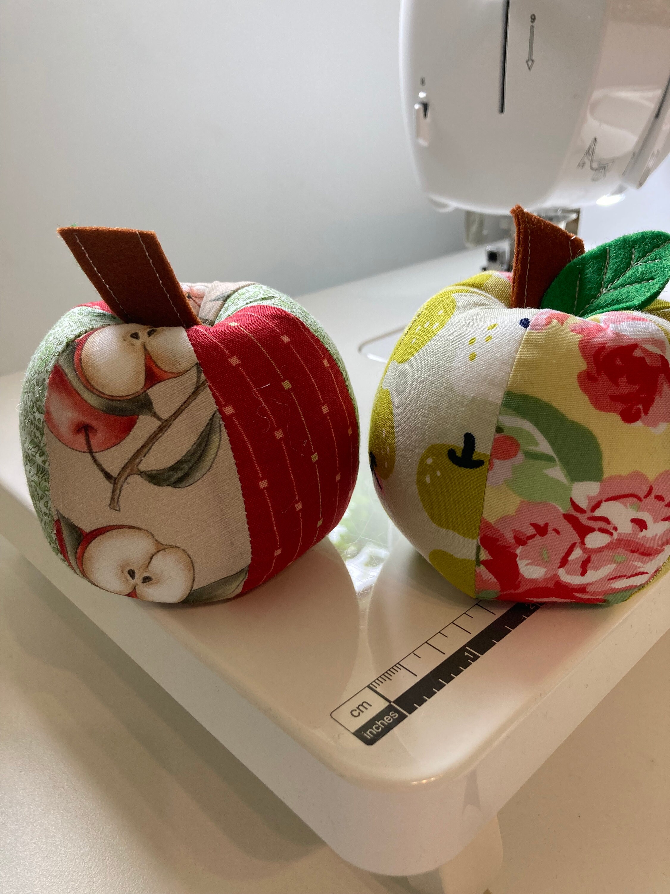 Handmade Apple Pincushion Patchwork Green Apple Pincushion - Etsy