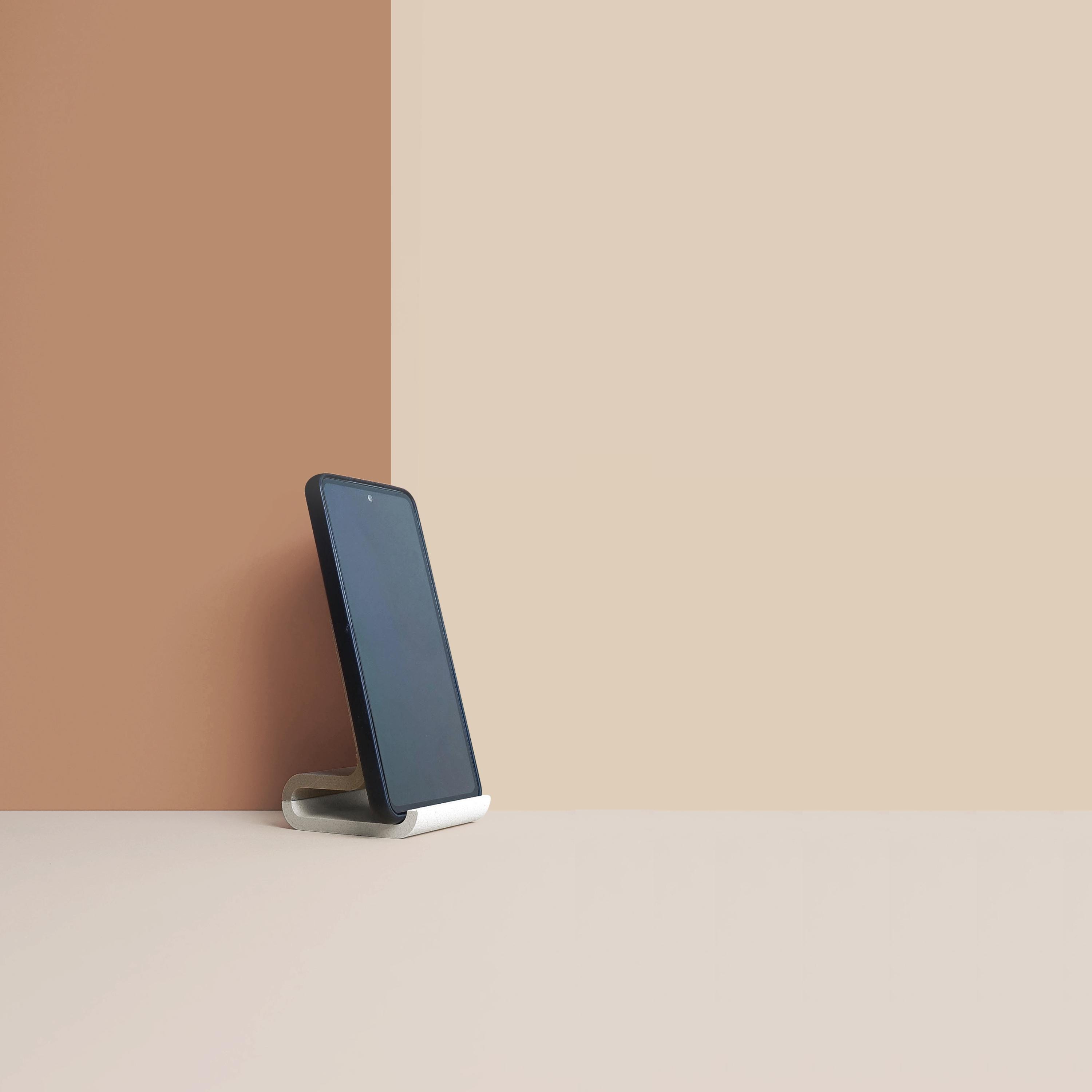 Phone Stand, Phone Holder Made With Recycled Wood, 3D Design, Office ...