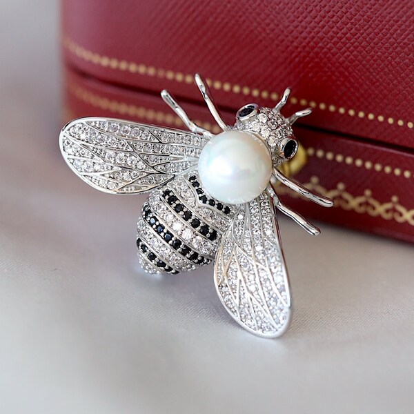 Bumble Bee Brooch - Etsy