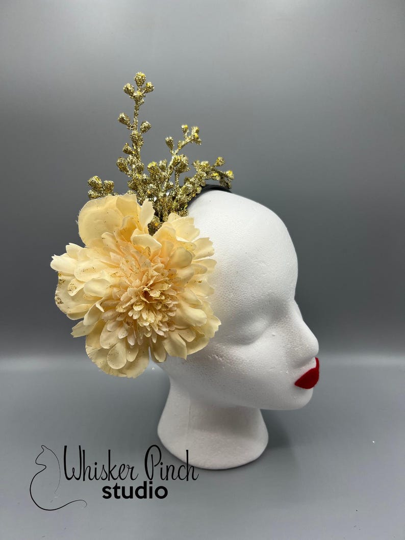 Gold Party Fascinator / Gold Derby Fascinator / Gold Party Headband ...