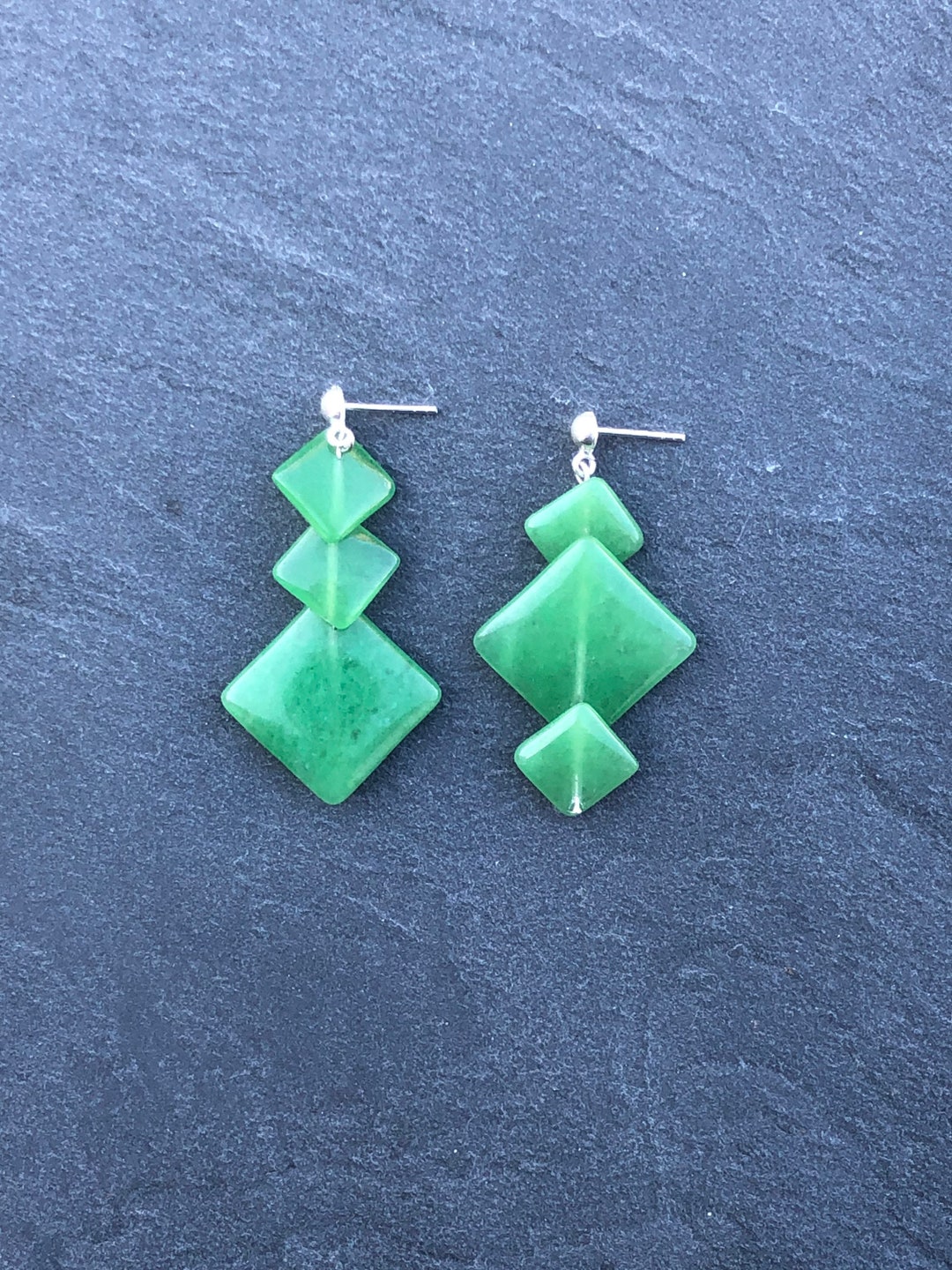 black-friday-sale-mismatched-earrings-green-aventurine-22k-gold