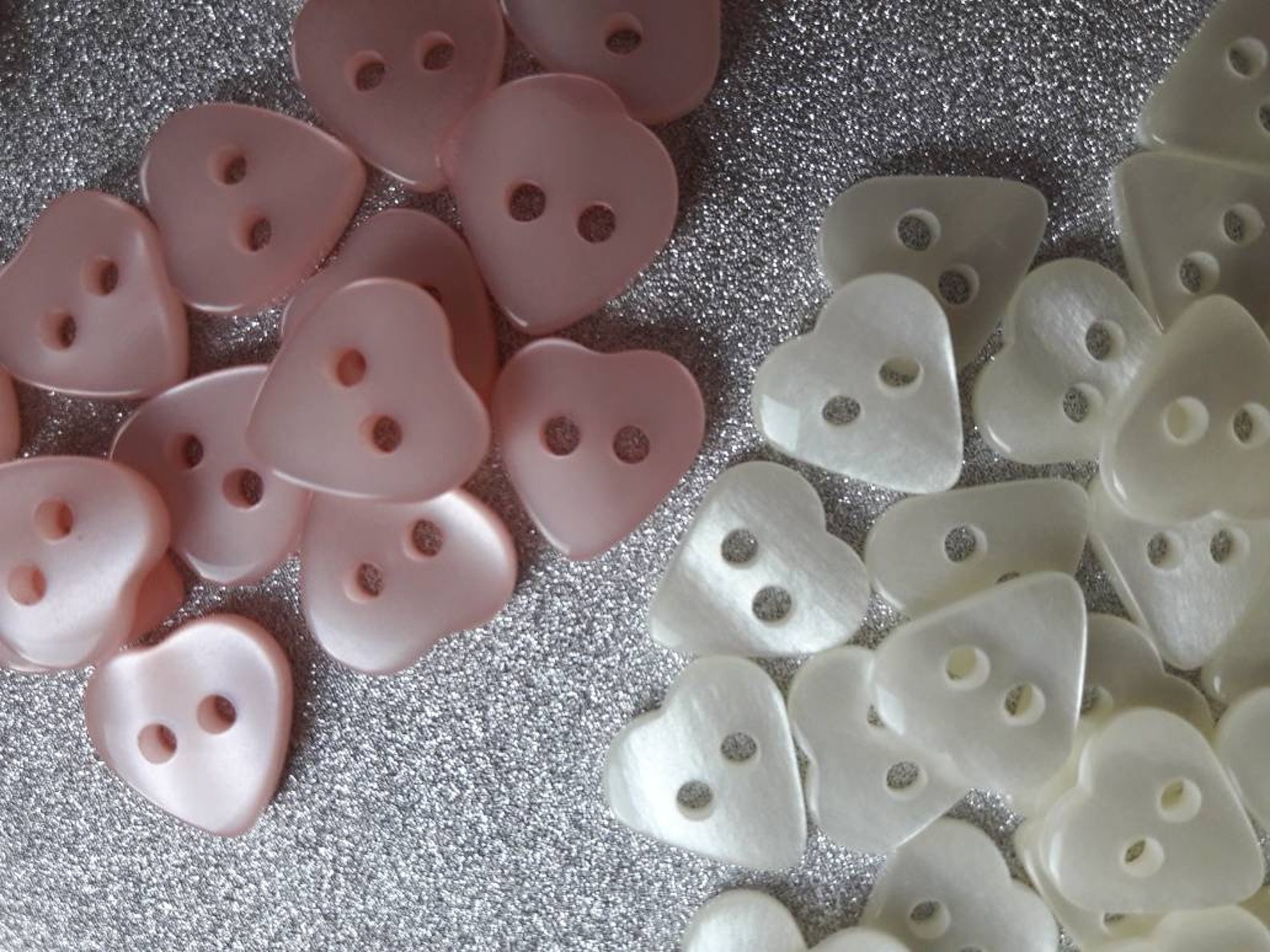 1/2 20L 12.5mm Polyester Heart Buttons in Two Colours - Etsy