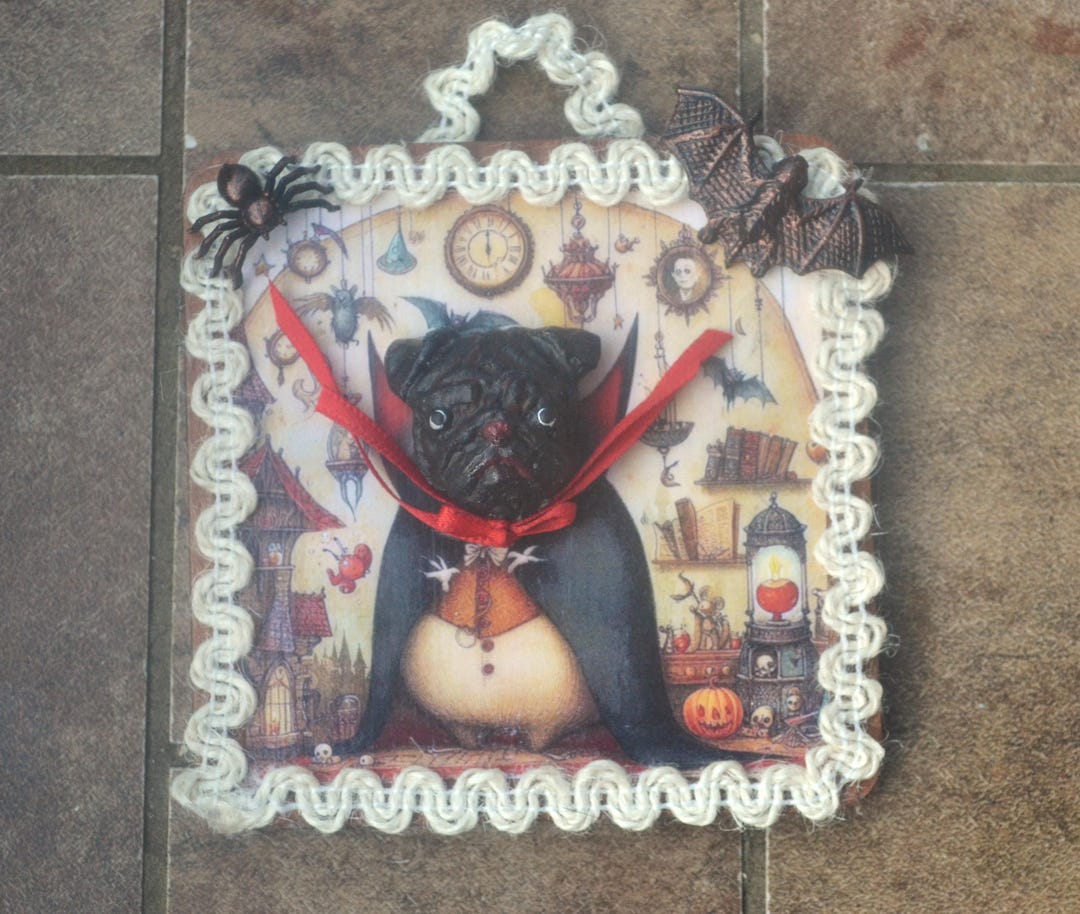 Vampire Pug Ornament, Spooky Halloween Decor, Pug Mom Birthday Gift. - Etsy