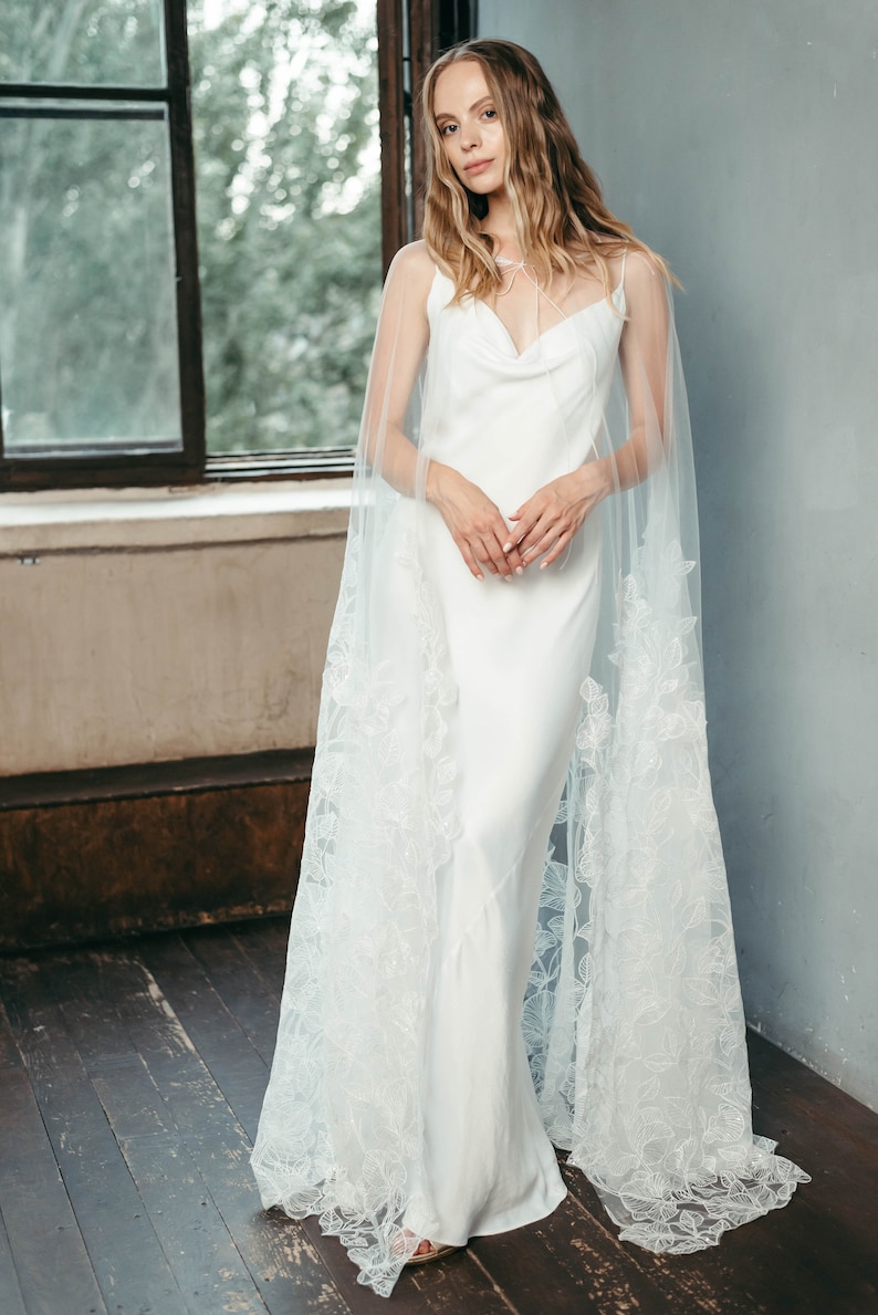 Bridal Cape Lace Cape Lace Cloak Wedding Cape Wedding - Etsy