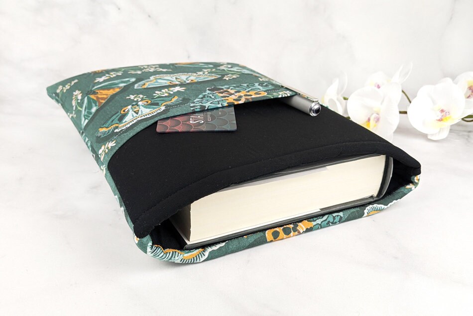 Padded book sleeve Maxi book sleeve Padded book cover | Etsy