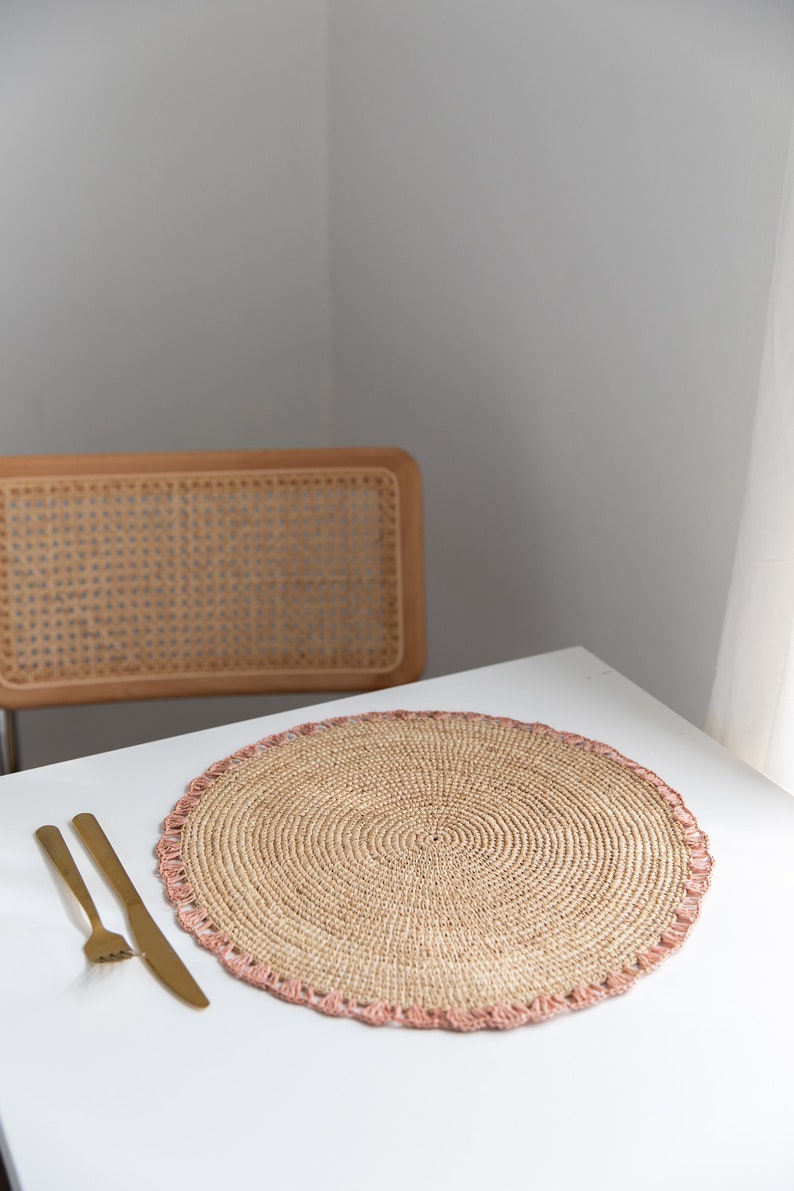 Round Raffia Table Mat Multi Color Edge Round Woven Placemats - Etsy