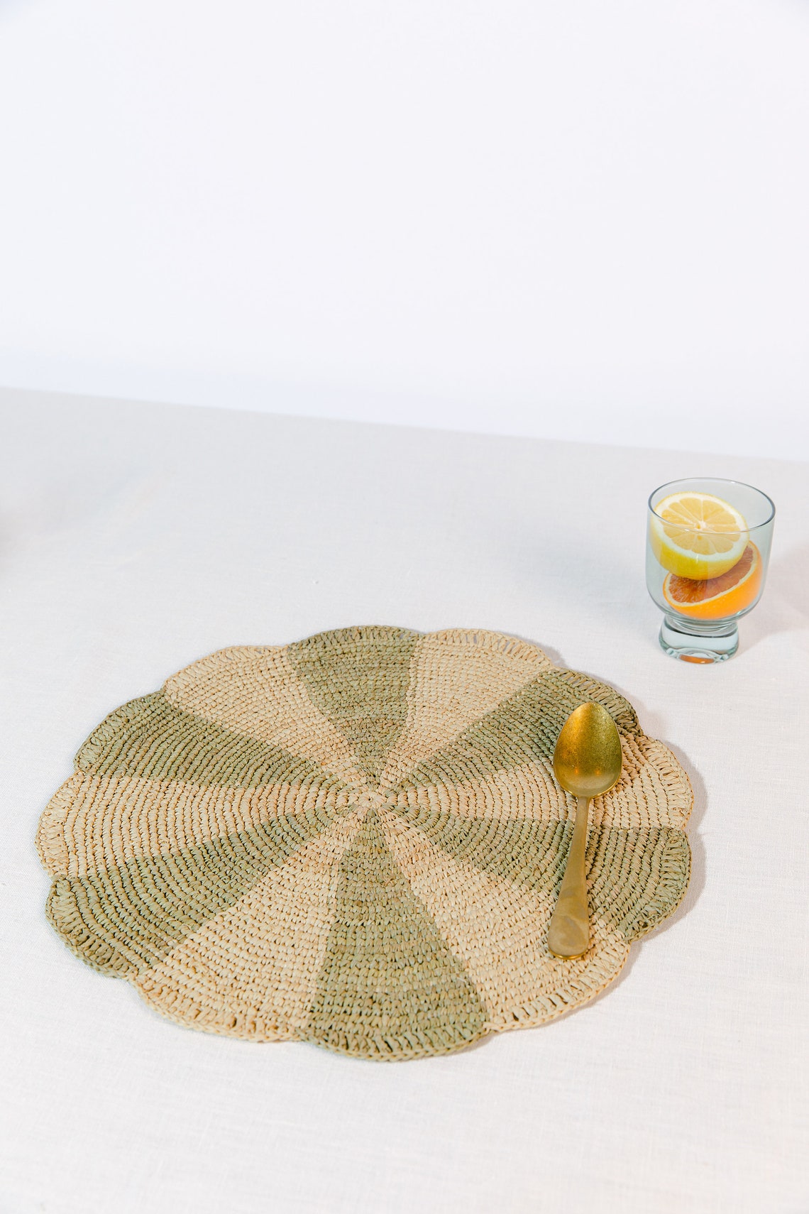 Green Round Raffia Placemats – Hand Crocheted Table Mats, Natural Woven ...