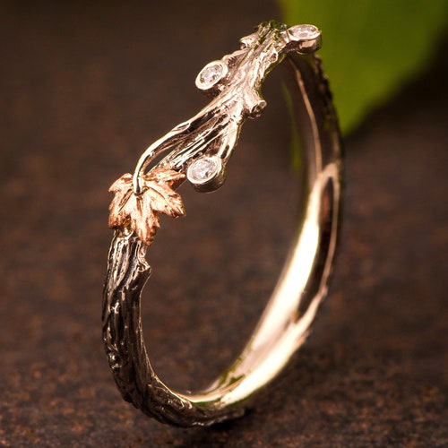 Twig and Maple Leaf Wedding Band - Etsy