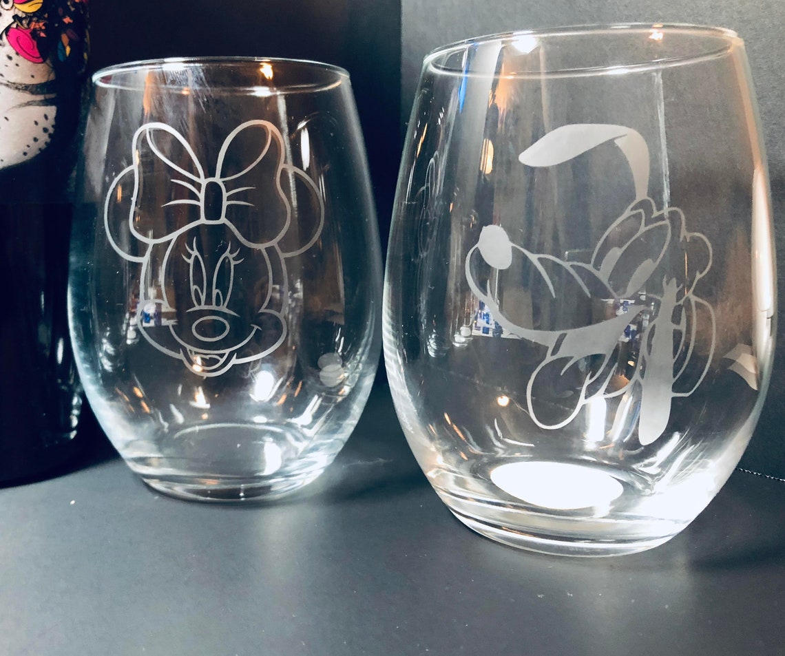 Disney Inspired Etched Glasses set of 4 Mickey Mouse Minnie - Etsy
