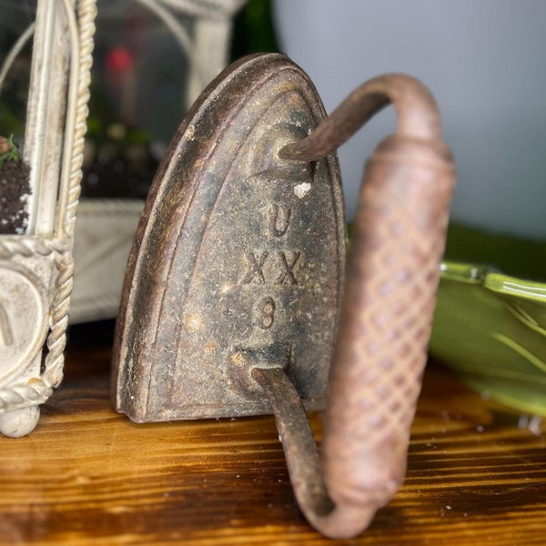 Antique Sad Iron - Etsy