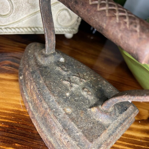 Antique Sad Iron - Etsy