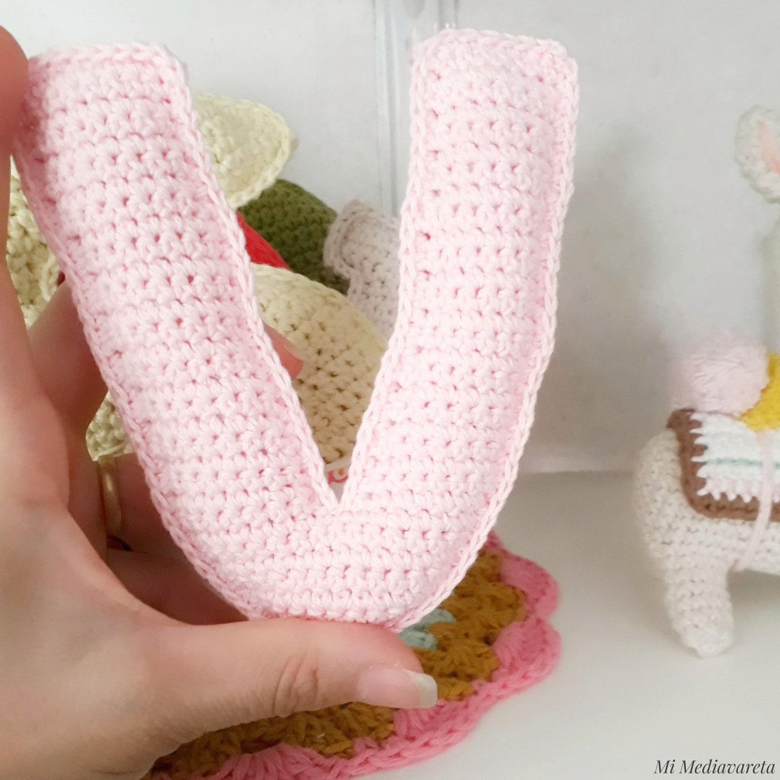 ABECEDARIO de letras a crochet completo más Ebook Un Mundo entre Letras ...