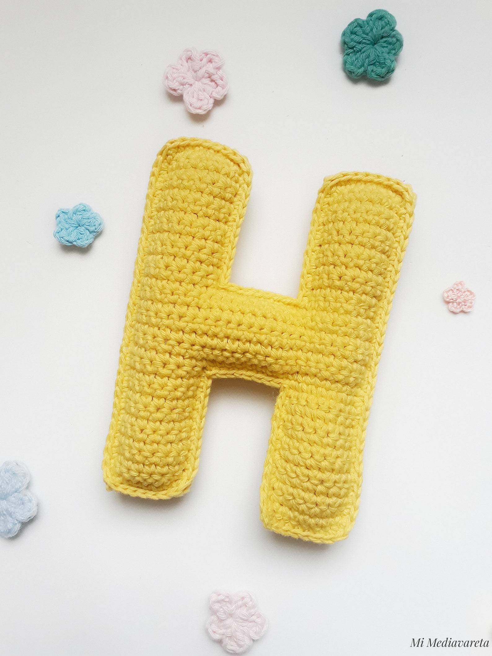 ABECEDARIO de letras a crochet completo más Ebook Un Mundo entre Letras ...