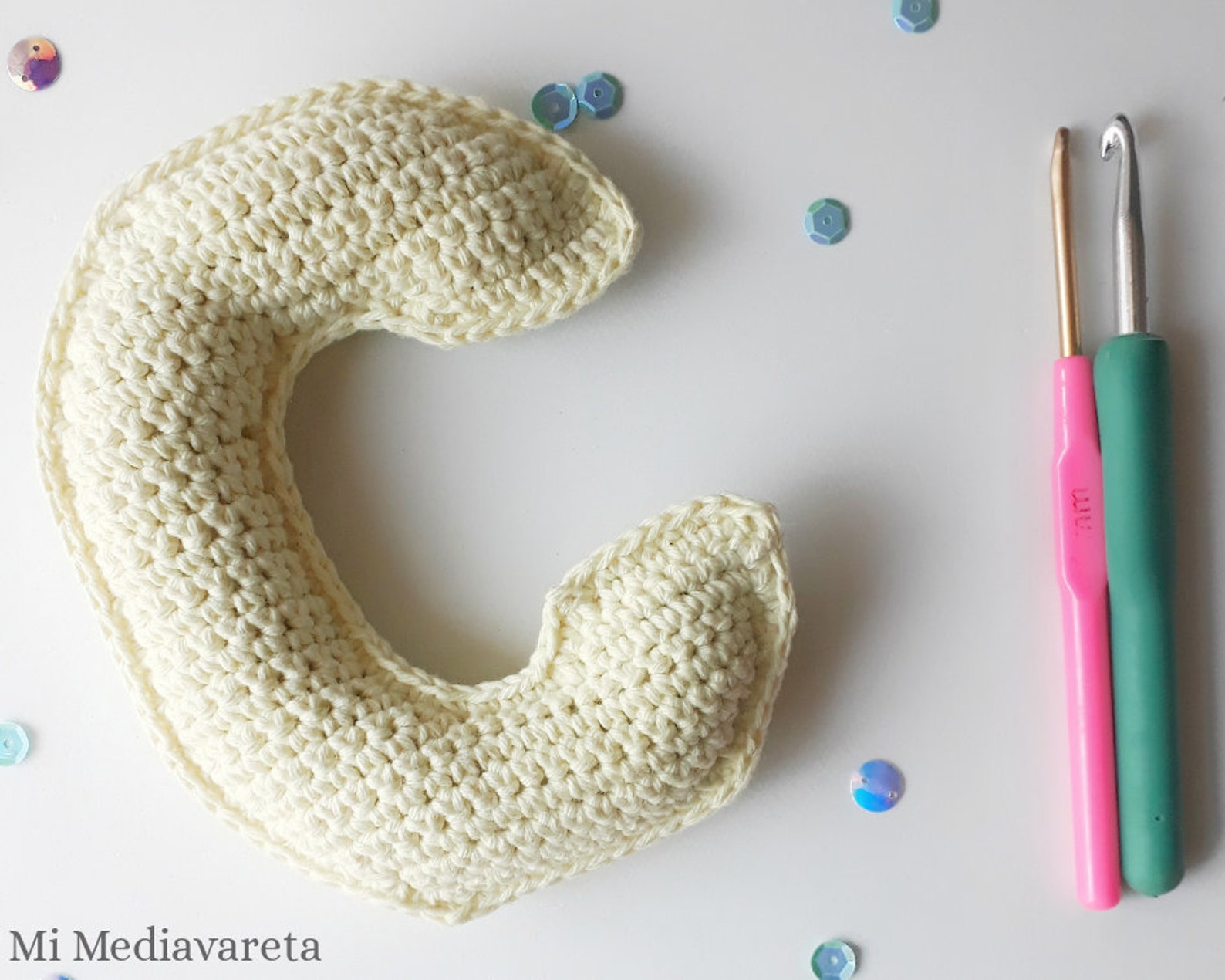 ABECEDARIO de letras a crochet completo más Ebook Un Mundo entre Letras ...