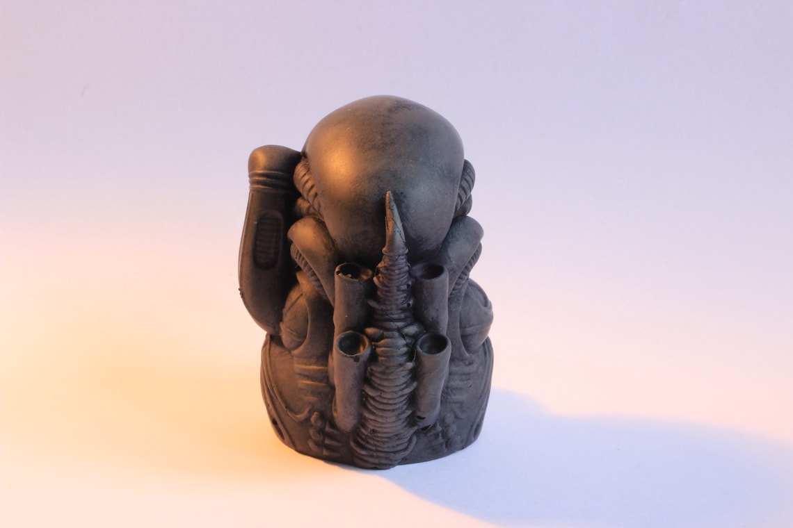 Maneki Monsters Mini : Lucky Xeno painted - Etsy