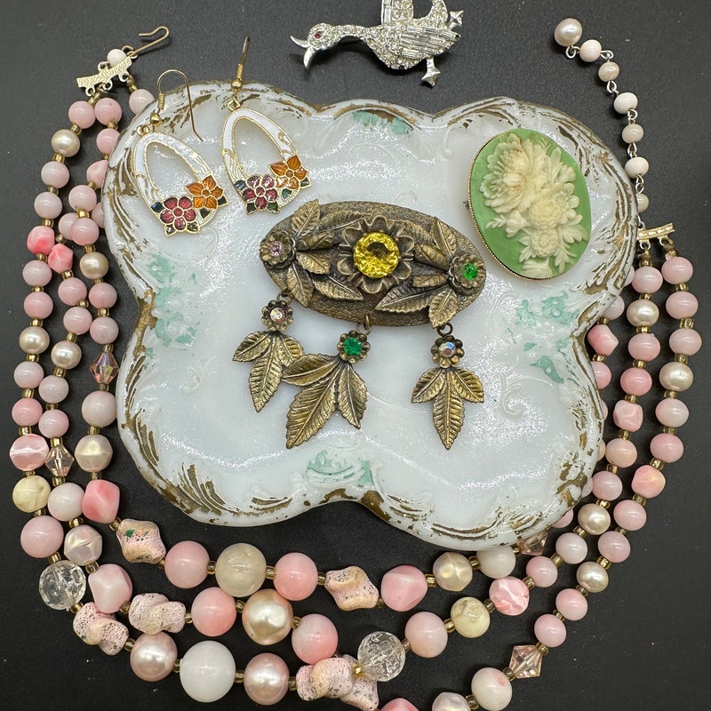 Repurposed Jewelry Art - Etsy