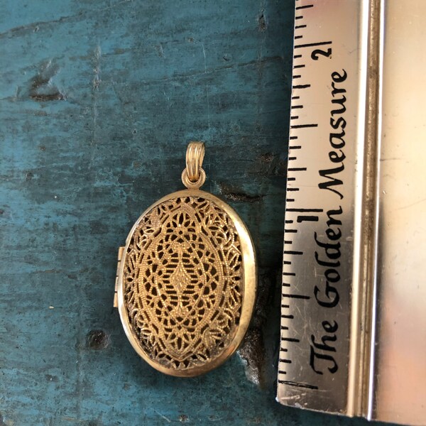 Filigree Locket - Etsy