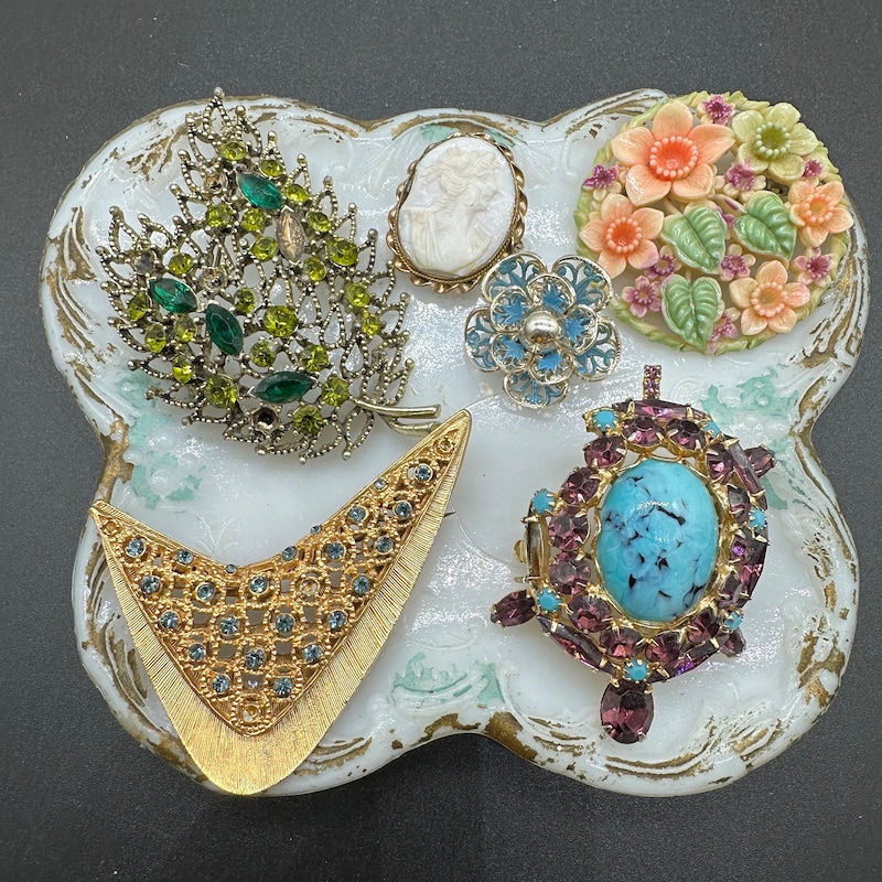 Repurposed Vintage Brooches - Etsy