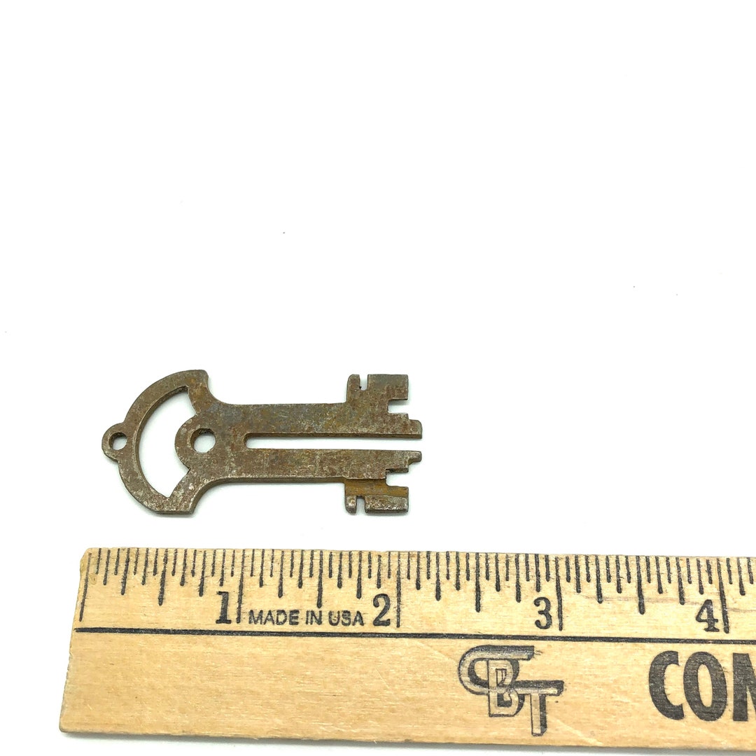 Antique Flat Key - Vintage Unusual Shape and Size (dark & Rusty) - Etsy