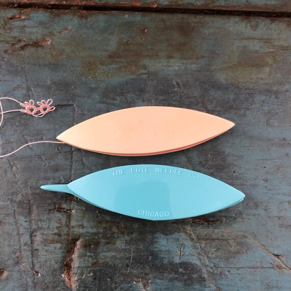 Vintage Tatting Shuttle Lot of 2 Celluloid Shuttles - Etsy
