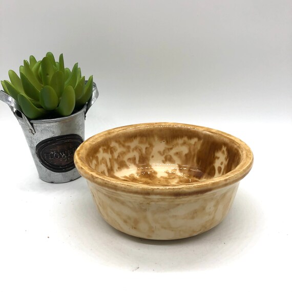 Vintage Spongeware Pottery Bowl / Stoneware Mixing Bowl / | Etsy