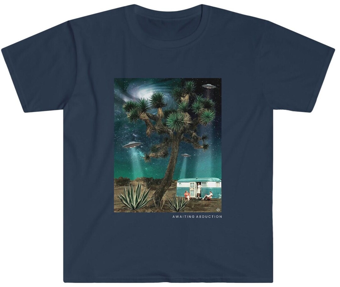 Original Art Graphic Tee - "awaiting Abduction" by Linz Sepe - Etsy