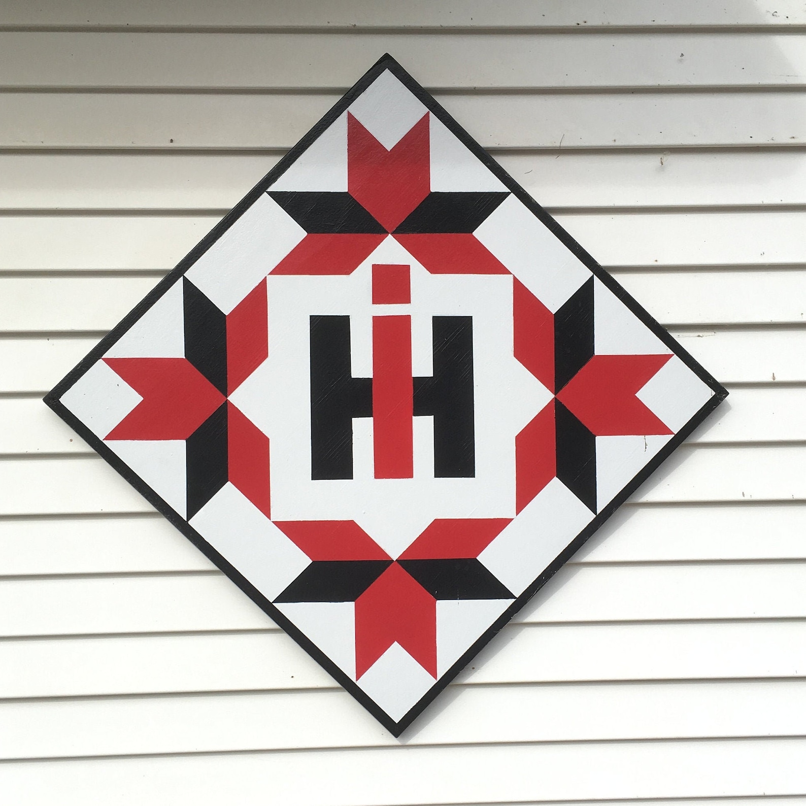 4'x4' IH Barn Quilt - Etsy