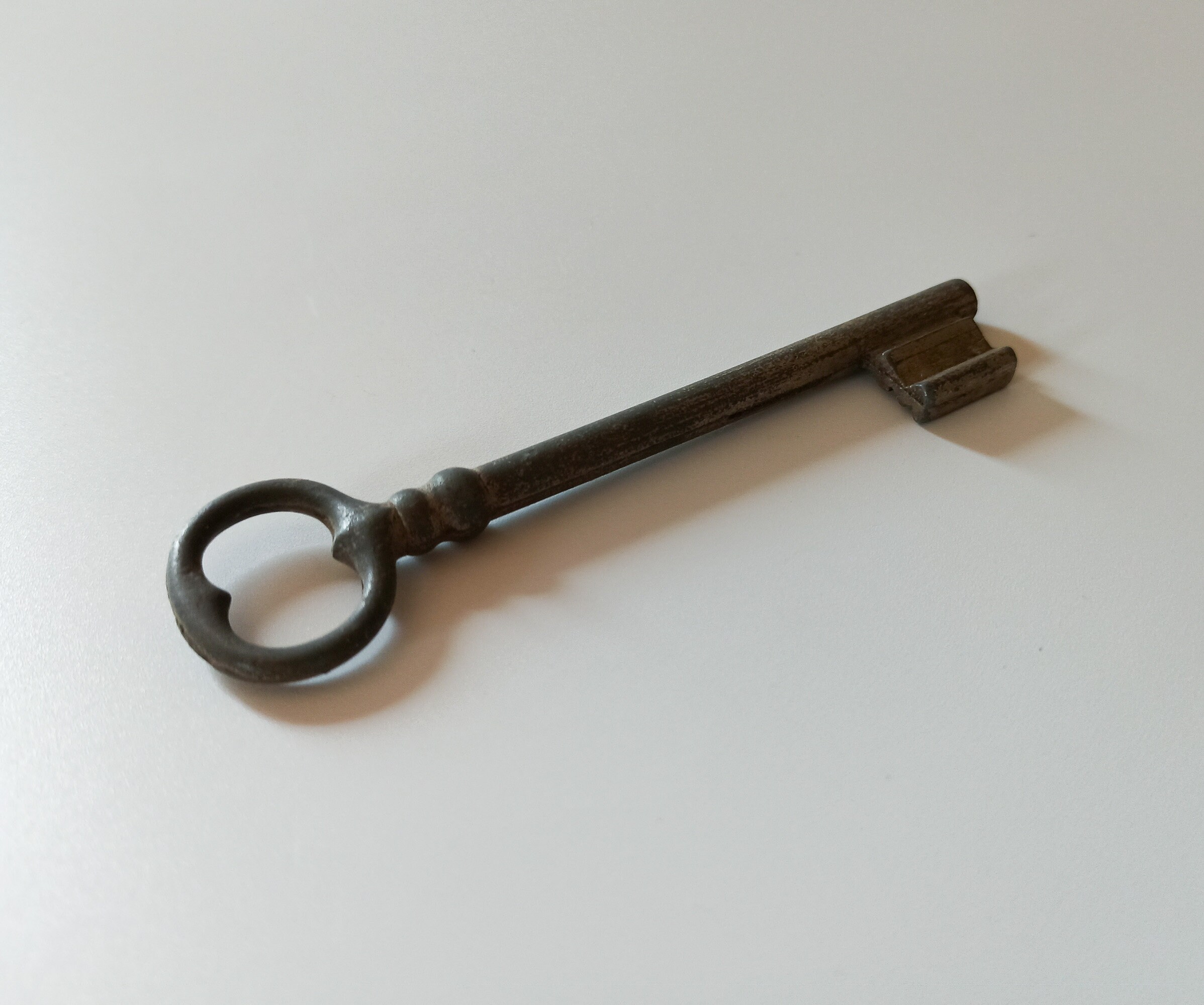 Antique Iron Key, Vintage and Antiques Collectibles, Decorative ...