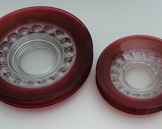 8 Piece Kings Crown Red Glass Plate Set! - Etsy