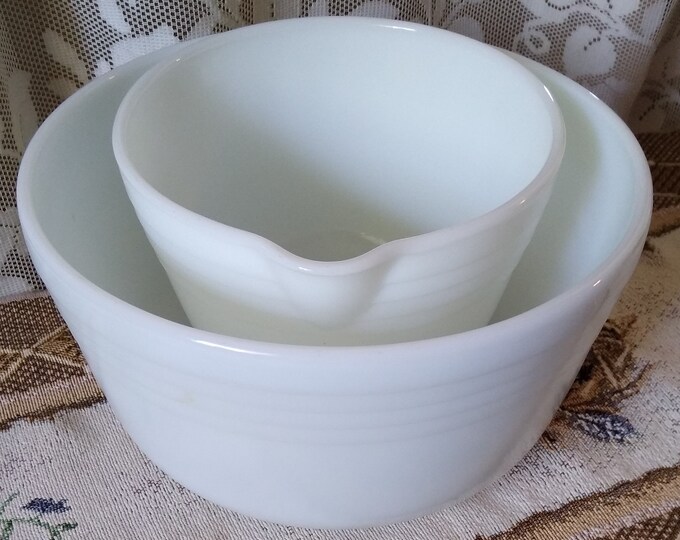 Two Pyrex Milk Glass Bowls! - Etsy
