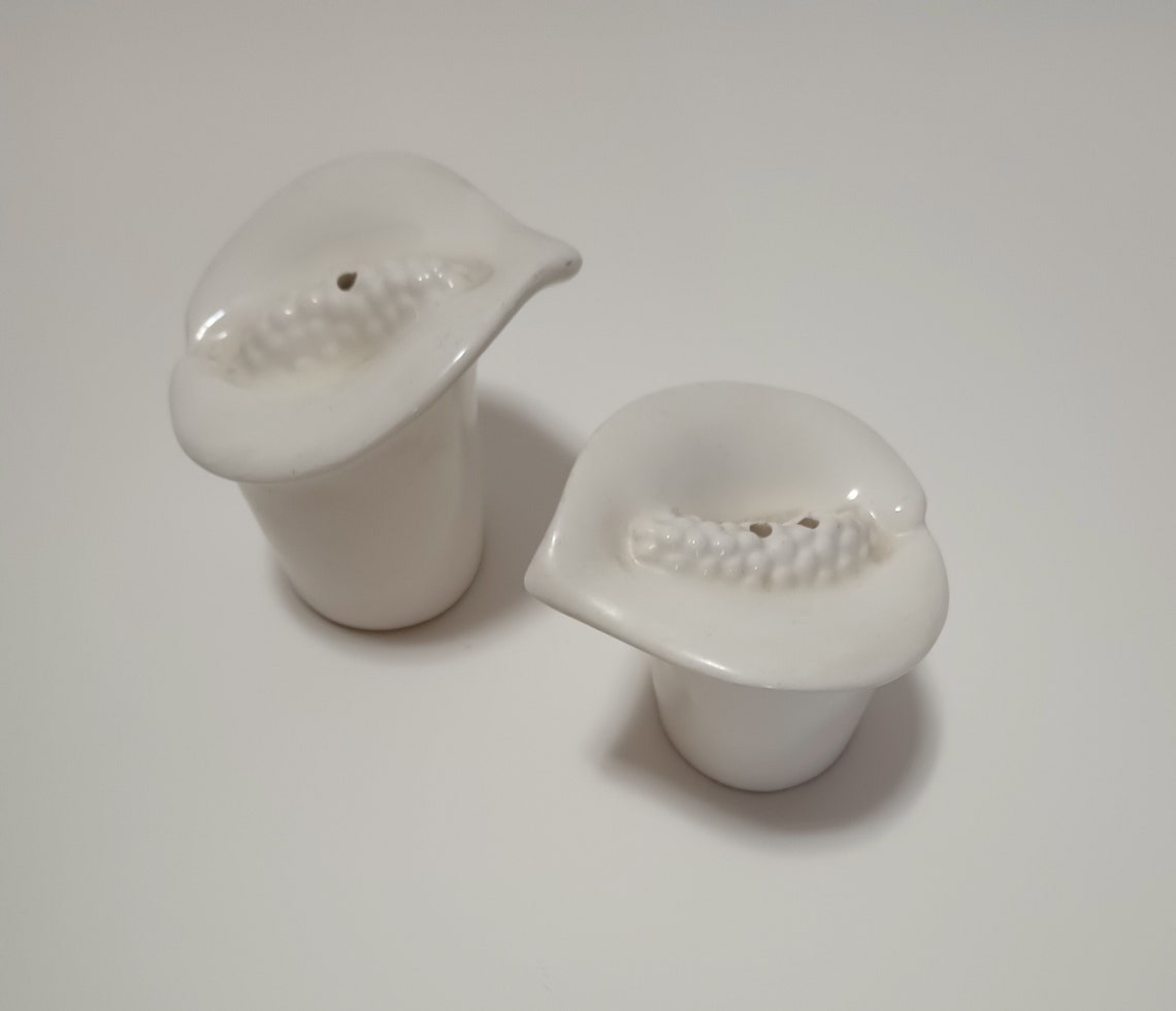 Vintage Calla Lilly Salt & Pepper Shakers - Etsy