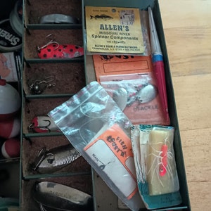1950's Walton Grip Loc Aluminum Tackle Box With Fishing Supplies - Etsy