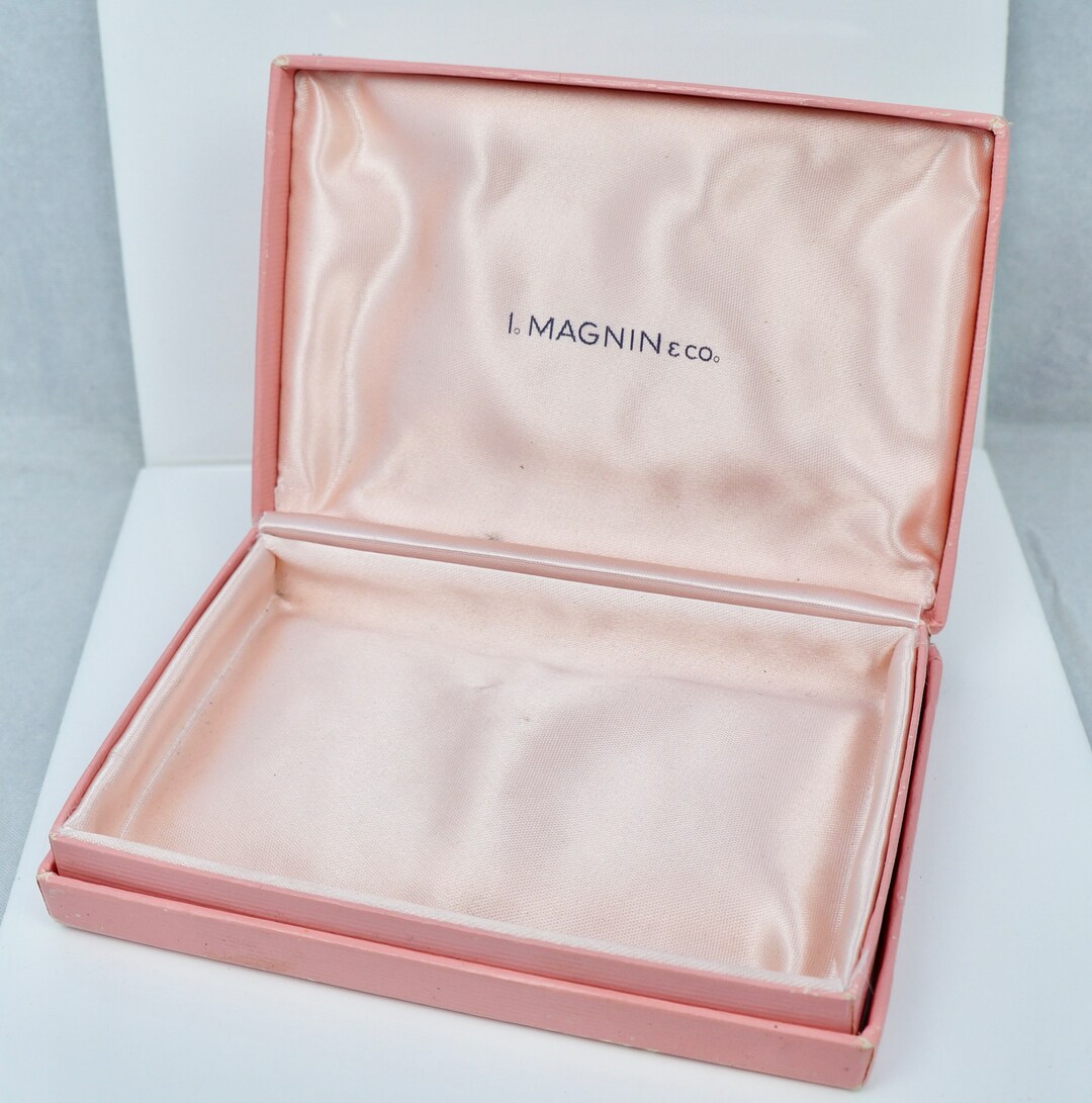 Retro I. Magnin & Co Pink Satin Cardboard Pin Brooch Jewelry Display ...