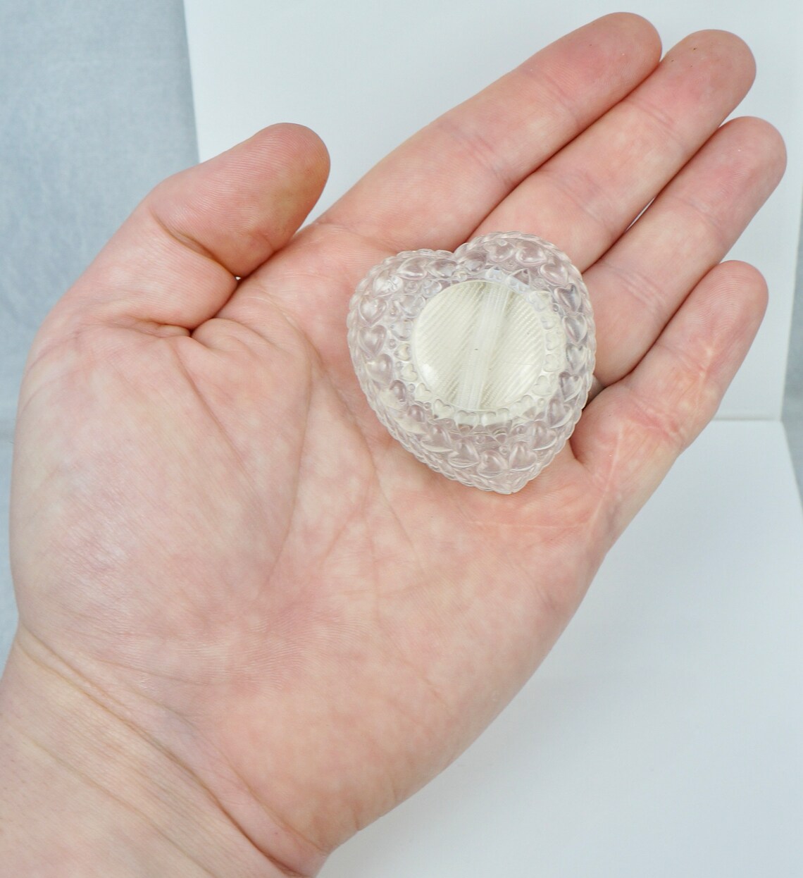 Retro Clear Plastic Heart Display Presentation Ring Box Vintage Antique ...