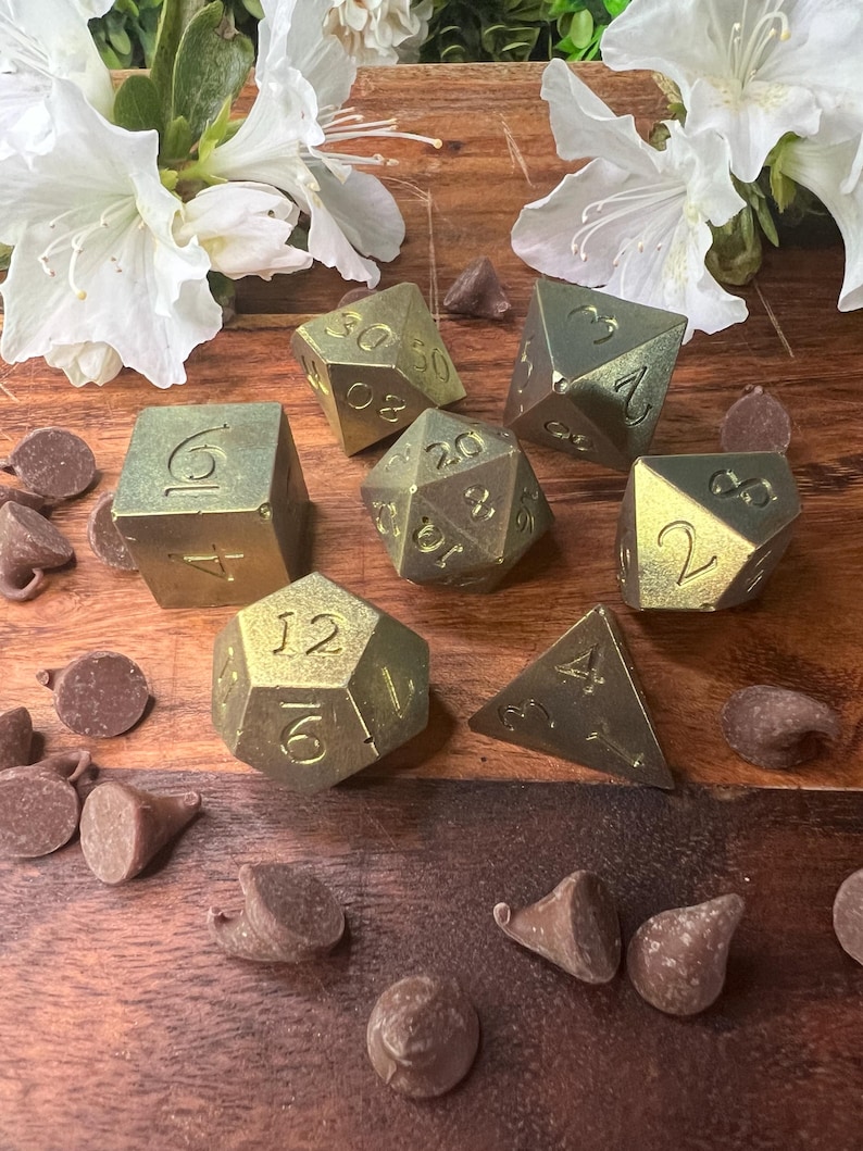 Milk Chocolate Peanut Butter Filled Edible Dice Set: 7 Piece RPG Gaming ...