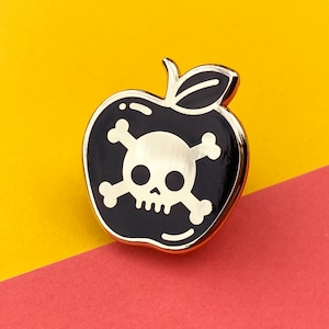 Black Poisoned Apple Hard Enamel Pin Badge, Be Careful Who You Give ...