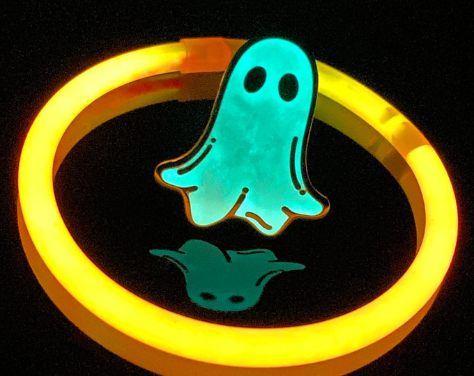 Moon Glow in the Dark Enamel Pin - Etsy Canada