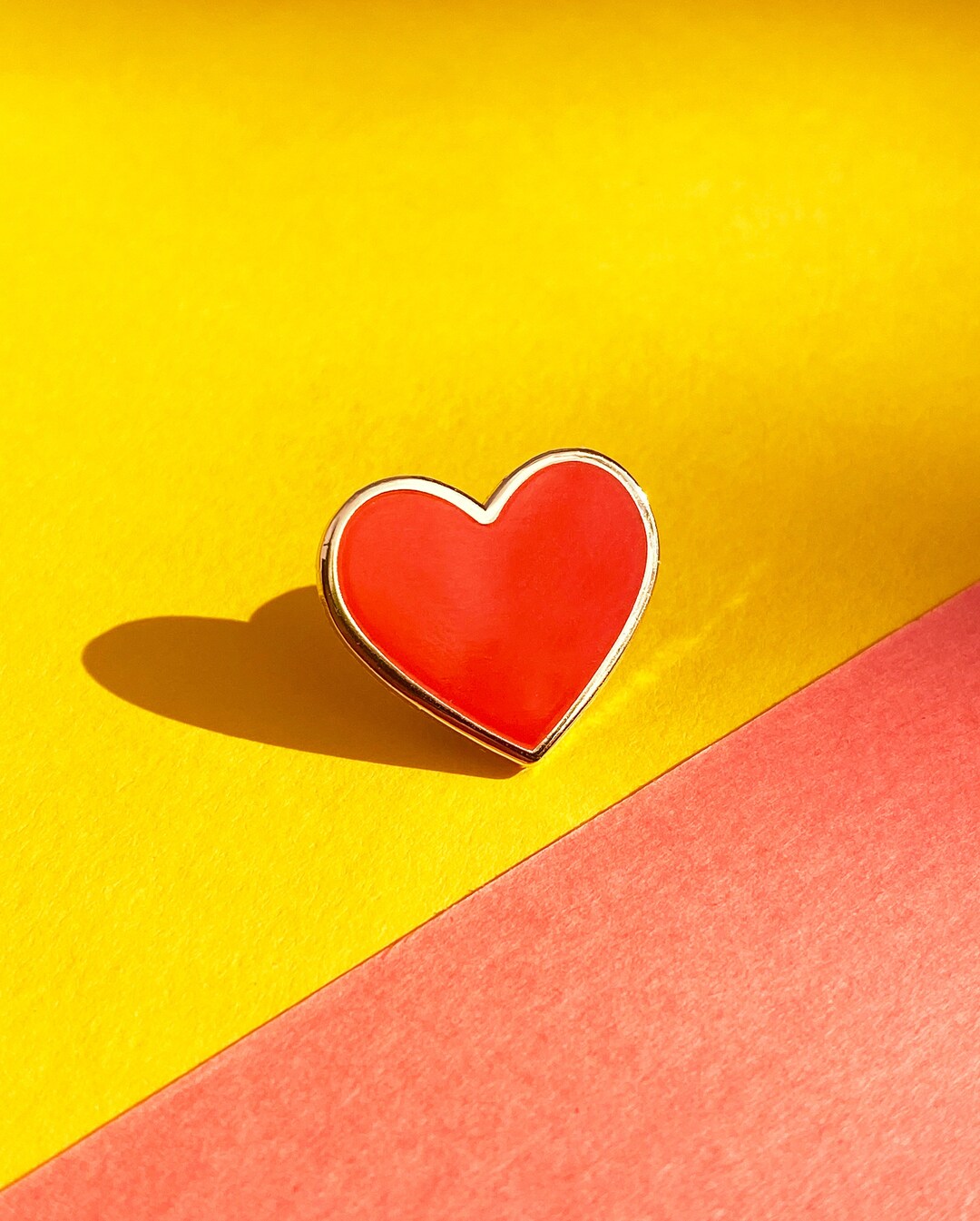 Red Heart Hard Enamel Pin Badge, a Great Gift to Show Your Love.... - Etsy